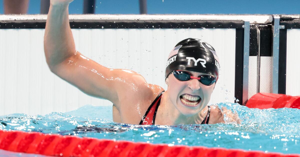 Katie Ledecky shatters Olympic record, wins gold by huge margin – Los ...